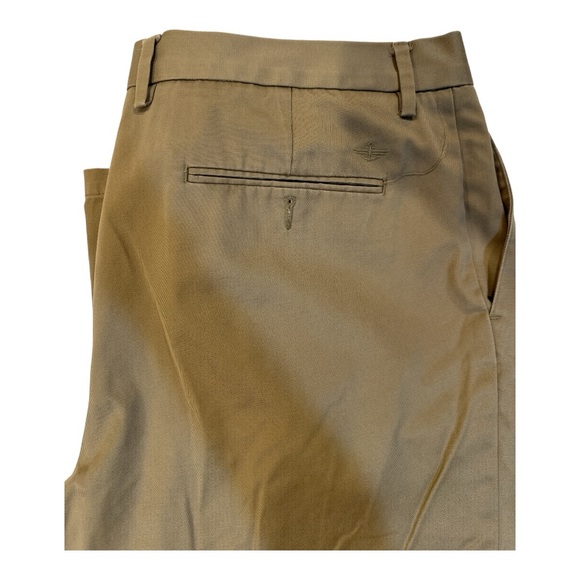 Dockers | Pants | Dockers Relaxed Fit Khakis | Poshmark